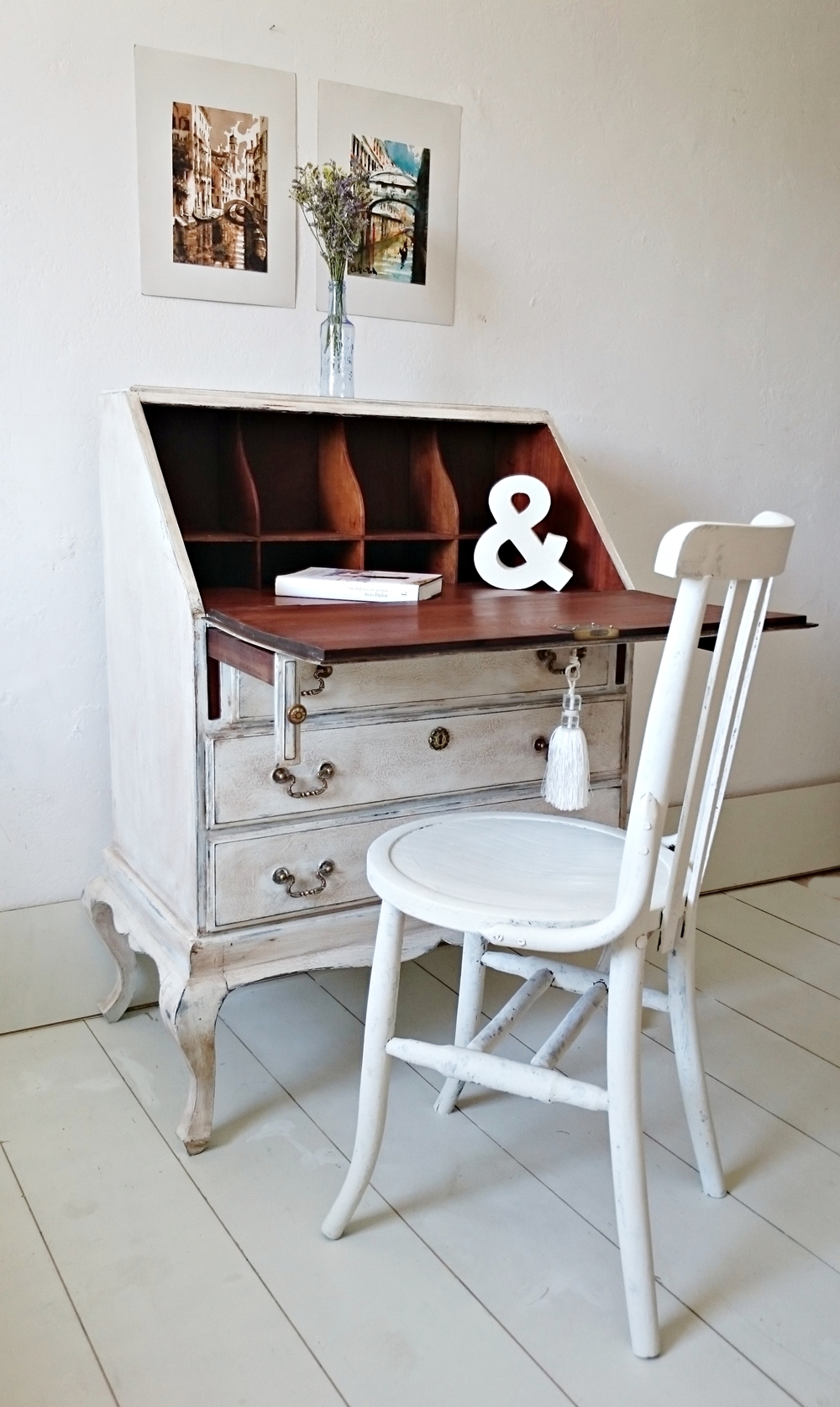 cómo convertir un buró antiguo para que tenga aire gustaviano